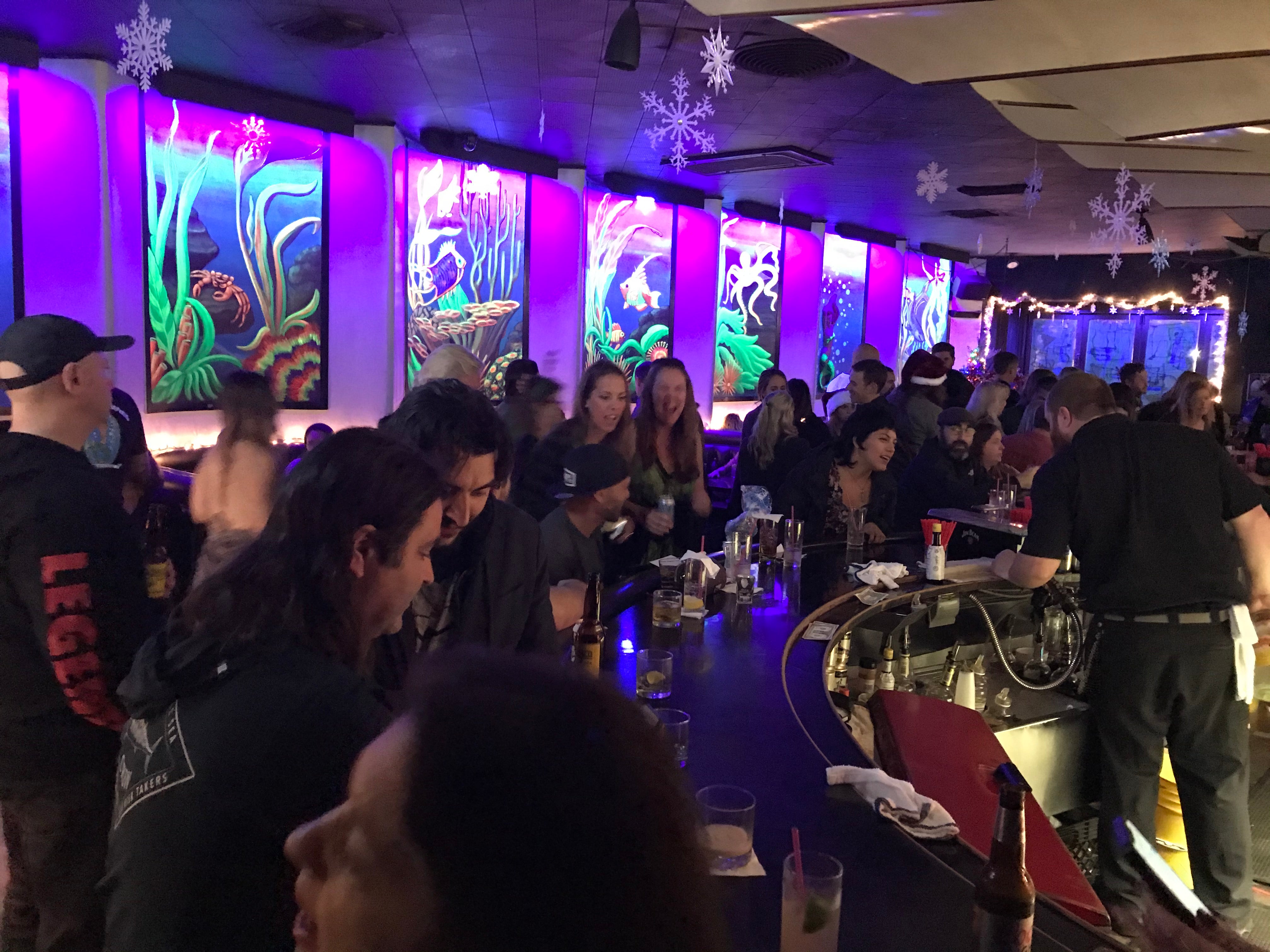 Pacific Shores – Pacific Shores Cocktail Lounge